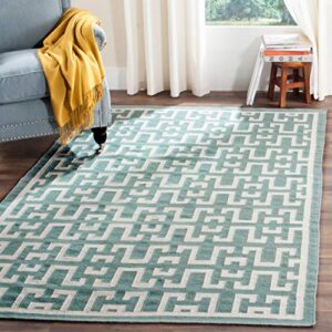 SAFAVIEH Dhurries Collection 8' x 10' Chocolate / Ivory DHU621C Handmade Flatweave Premium Wool Area Rug