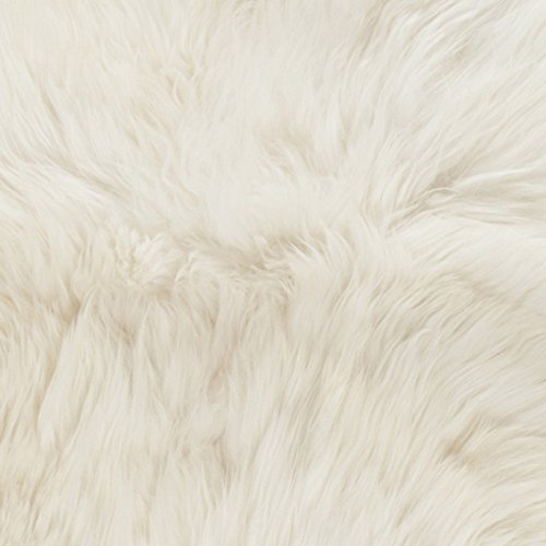 SAFAVIEH Sheep Skin Collection 4' x 6' Natural / White SHS211A Handmade Rustic Glam Genuine Pelt 3.4-inch Extra Thick Area Rug