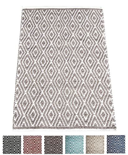 Chardin home 100% Cotton Diamond Rug Fully Reversible - Mat Size 21''x34'', Machine Washable, Greyish Beige & White