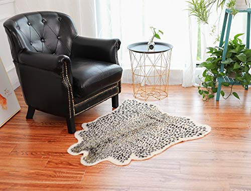 Leopard Print Rug, 3.3’ Wx3.1’ L Feet Cute Faux Cheetah Cowhide Skin Fur Rug Animal Printed Area Rug Carpet for Home Office, Livingroom, Bedroom