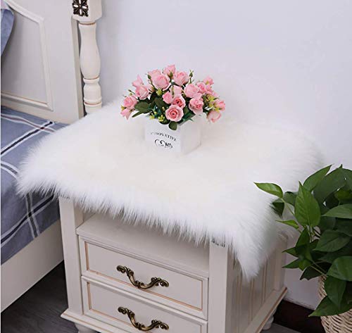 YOH Ultra Soft Faux Fur Sheepskin Seat Cushion Chair Cover Luxury White Fluffy Shaggy Area Rugs for Living Room Bedroom Makeup Table/Chair Home Stores Small Decor Carpets, 1.3 x 2 Feet