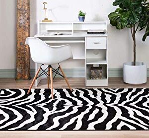 Unique Loom Wildlife Collection Animal Inspired with Zebra Design Area Rug, 6 x 9 ft, Black/Ivory