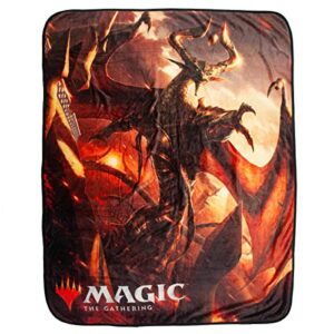 bioworld nicol bolas throw blanket