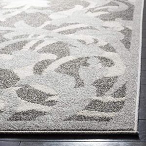 SAFAVIEH Amherst Collection 4' x 6' Grey / Light Grey AMT428C Floral Scroll Non-Shedding Living Room Bedroom Accent Rug