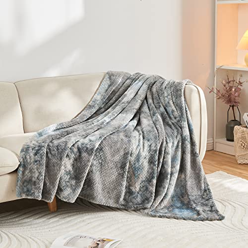 NEWCOSPLAY Super Soft Throw Blanket Premium Silky Flannel Fleece Leaves Pattern Lightweight Blanket All Season Use (Multi Grey, Throw(50"x60"))