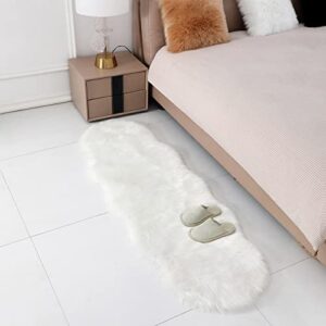 linmopm Super Soft Fluffy Faux Fur Sheepskin Rugs Bedroom Floor Sofa Living Room Runner High-Density Cushion Plush Carpet Sofa Cover Bedside Rugs (2x6 ft Sheepskin, White)