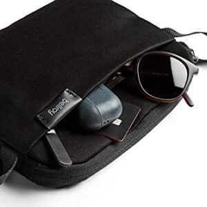 Bellroy City Pouch Plus - Melbourne Black