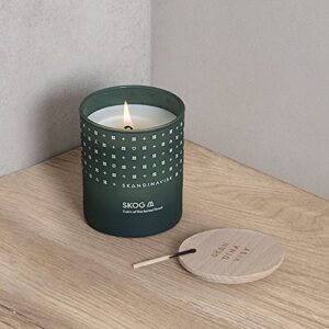 Skandinavisk Skog 'Forest' Scented Candle. Fragrance Notes: Pine Needles and Fir Cones, Birch Sap and Lily of The Valley. 7.0 oz.