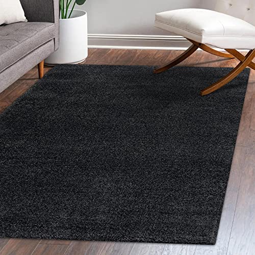 JONATHAN Y SEU100I-4 Haze Solid Low-Pile Indoor Area-Rug Casual Contemporary Solid Traditional Easy-Cleaning Bedroom Kitchen Living Room Non Shedding, 4 ft x 6 ft, Black