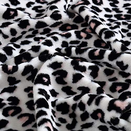 Betsey Johnson | Fleece Collection | Blanket - Ultra Soft & Cozy Plush Fleece, Lightweight & Warm, Perfect for Bed or Couch, Queen, Leopard