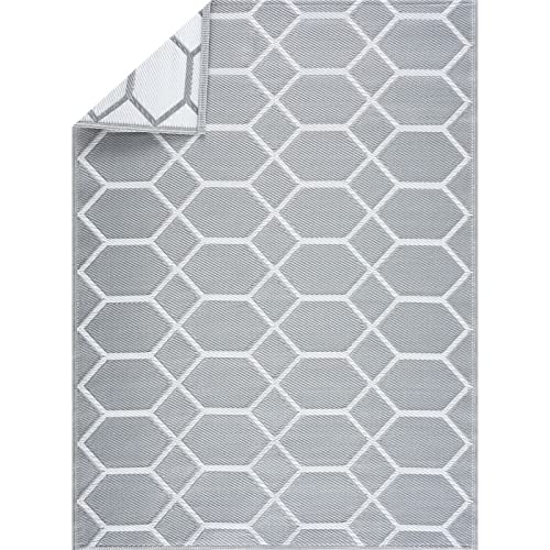 PLAYA RUG Reversible Indoor/Outdoor 100% Recycled Plastic Floor Mat/Rug - Weather, Water, Stain, Fade and UV Resistant - Miami- Gray & White (5'x7')