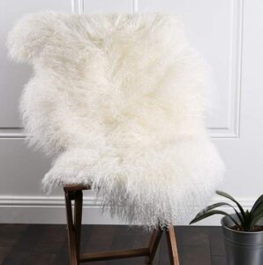 genuine mongolian tibetan lamb sheepskin wool area rug real carpet curly fur pelt throw soft plush home decorative 2ft x 3.4-3.6ft