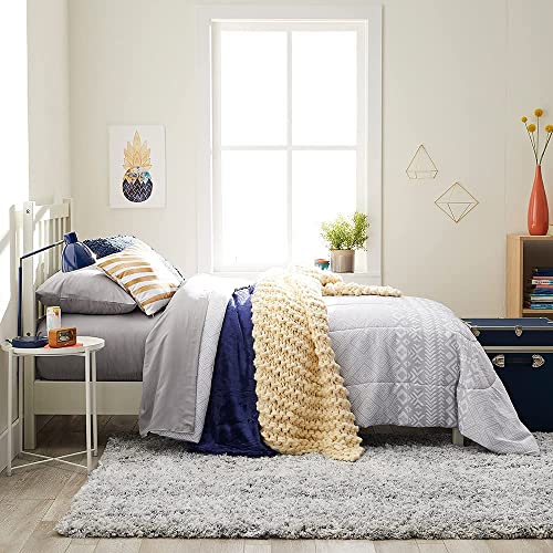 OCM Plush Supersoft Throw Rug 27" x 42" in Gray | Perfect for College Dorm, Bedroom and Bathroom | Luxurious Feel | Cotton-Polyester Blend | No-Skid Backing