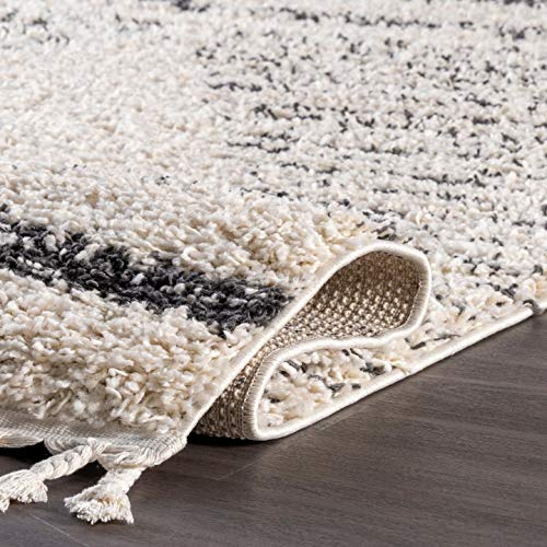 nuLOOM Kiera Moroccan Diamond Shag Tassel Area Rug, 4 ft x 6 ft, Off White