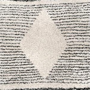 nuLOOM Kiera Moroccan Diamond Shag Tassel Area Rug, 4 ft x 6 ft, Off White