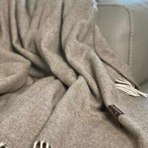 Eikei Wool Throw Blanket Geo Herringbone Pattern Oversized Couch Throw Blanket Fringe Trim Soft Merino Woolen Afghan Minimalist Style Lightweight Machine Washable (Mocha, 55Wx78L)