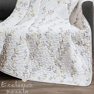 Exclusivo Mezcla Microfiber Quilted Throw Blanket, Flower Pattern Throw Blanket for Bed/Couch/Sofa, Soft and Lightweight (50"x 60",White)