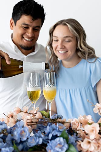 Pearhead Mr. & Mrs. Champagne Flute Set, Wedding Toasting Glasses, Wedding Champagne Glasses, His and Hers Wedding Day Glasses, Wedding or Bridal Shower Gift Idea