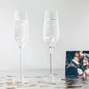 Pearhead Mr. & Mrs. Champagne Flute Set, Wedding Toasting Glasses, Wedding Champagne Glasses, His and Hers Wedding Day Glasses, Wedding or Bridal Shower Gift Idea