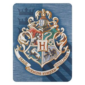 northwest harry potter hogwarts banner fleece throw blanket, 45″ x 60″, multi color