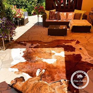 Cowhide Rug Tricolor Genuine Hair on Hide Size: X-Large (6ft x 7,5ft) (180cm x 225cm)