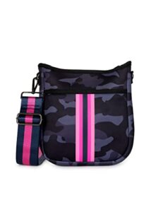 haute shore – jeri epic crossbody tote blue camo w/pink blue stripe