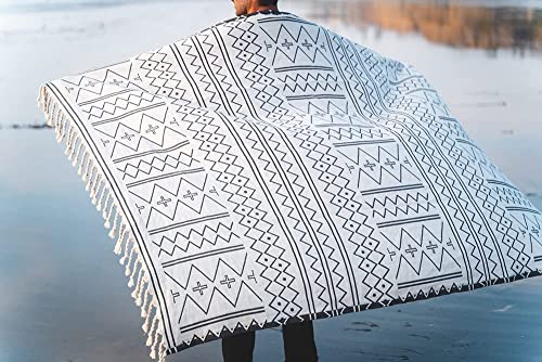 Organic Blanket Home Throw - Turkish Throw Light Weight Beach Blanket, Camping Blanket Picnic Blanket - 100 Cotton GOTS Blanket – Geometric (Black and Grey)