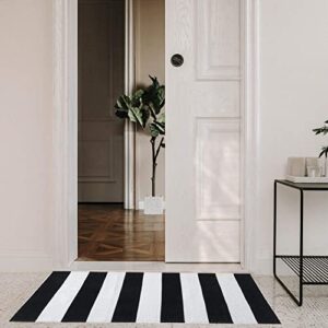 MUBIN Cotton Black and White Striped Rug, 27.5 x 43 Inches Outdoor Reversible Hand Woven Washable Rug Porch Entryway Stripe Carpet ​for Layered Front Door Mats (Thick Stripes,27.5 x 43 in)