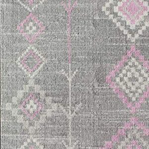 CosmoLiving by Cosmopolitan BR15E Native Blush Moroccan Tribal Area Rug 8'9" x 12'