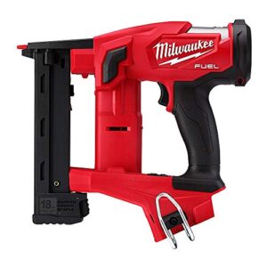 milwaukee 2749-20 m18 fuel lithium-ion 18 gauge 1/4 in. cordless narrow crown stapler (tool only)