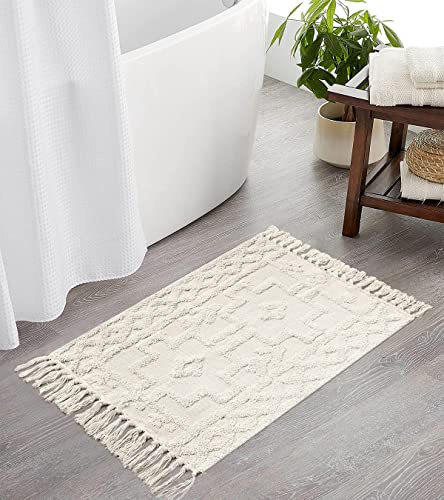 Uphome Boho Bathroom Rug 2' x 3' Moroccan Tufted Small Rugs with Tassels Farmhouse Cotton Woven Washable Accent Throw Rug for Entryway Bedroom Laundry Living Room Kitchen,Beige