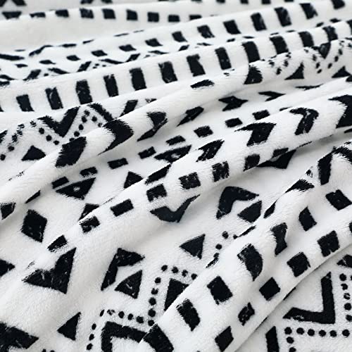 Vessia Oversized Flannel Fleece Plush Blanket Throw Size(50"x70") - Black and White Boho Geometric Pattern Blanket - Soft Cozy Lightweight Microfiber Blanket for All Seasons