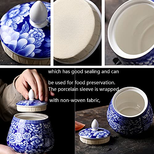 RabyLeo Decorative Jars, Ancient Chinese Blue and White Porcelain Ceramic Storage Box, with Sealed Lids, Home Kitchen Dining Decoration (Helmet jars)