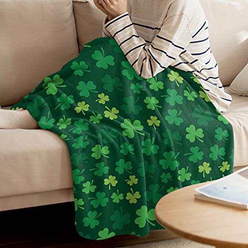 Aomike Flannel Fleece Throw Blanket for Couch- 39" x 49", St. Patrick's Day Green Shamrocks Blanket Super Soft Cozy Plush Microfiber Fluffy Blanket Lightweight Warm Bed Blanket