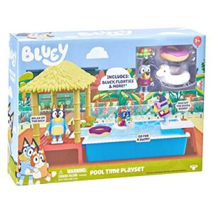 Bluey Pool Playset and Figure, 2.5-3 inch Articulated Figure and Accessories