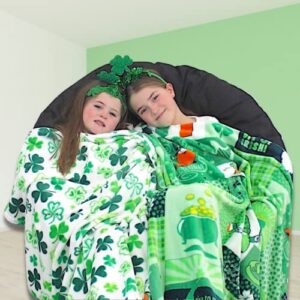 St. Patrick's Day Soft Throw Blanket: Greens of Ireland Clovers and Shamrocks Design (Shamrock Shenanigans)