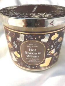 bath & body works, white barn 3-wick candle w/essential oils – 14.5 oz – 2021 christmas scents! (hot cocoa & cream)