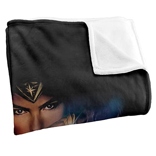 Wonder Woman Arms Crossed Silky Touch Super Soft Throw Blanket 50" x 60"