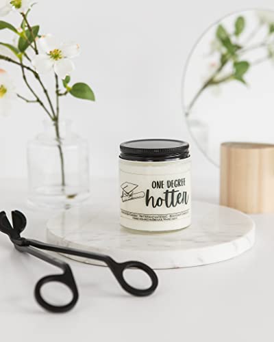 One degree hotter Soy Candle (Vanilla Cupcake, 3.5 ounces)