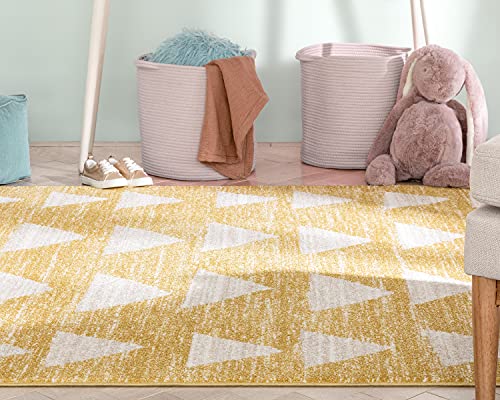 Well Woven Tango Yellow Geometric Triangle Pattern Stain-Resistant Area Rug (6'7" x 9'3")