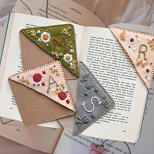 Personalized Hand Embroidered Corner Bookmark, 26 Letters Felt Triangle Corner Page Bookmark,Handmade Stitched Book Marker Bookmarks for Book Lovers Meaningful Gifts