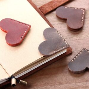 Askfairy 3PCS Leather Heart Bookmark,Heart Page Corner Handmade Bookmark,Cute Handmade Book Reading Gift for Book Lovers