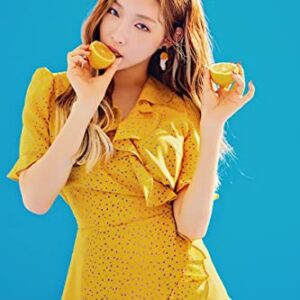 Chungha - [Blooming Blue]3rd Mini Album CD+82p Booklet+1p Post+Card+Bookmark K-POP Sealed