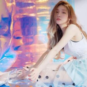 Chungha - [Blooming Blue]3rd Mini Album CD+82p Booklet+1p Post+Card+Bookmark K-POP Sealed