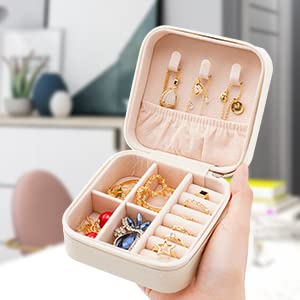 Portable Travel Mini Jewelry Box Leather Jewellery Ring Organizer Case Storage Gift Box Girls Women (white).