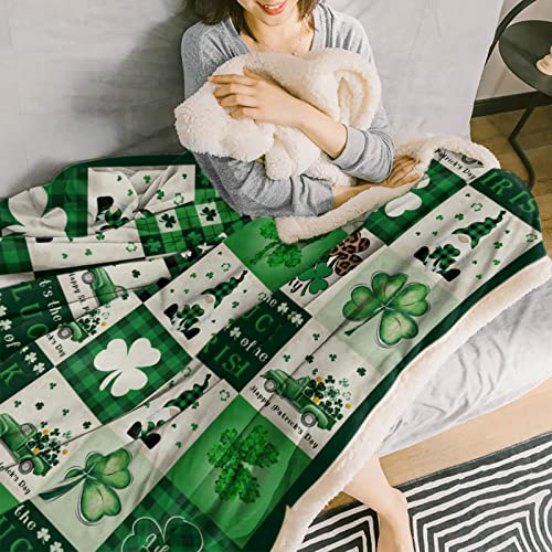 St. Patrick's Day Clovers Plush Sherpa Fleece Throw Blankets Shamrock Truck in Green Plaid Cozy Reversible Blanket Soft Warm Fuzzy Throws for Couch Bed Sofa