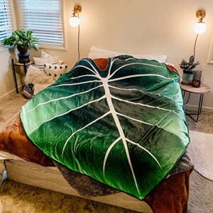 UJIKHV Large Leaf Blanket, Plush Plant Blankets, Throw Blanket for Bed, Large Lush Green Leaf Design Accent for Plant Lovers, Great Gifts for Green Thumbs, Green Blanket, (65 X 85)