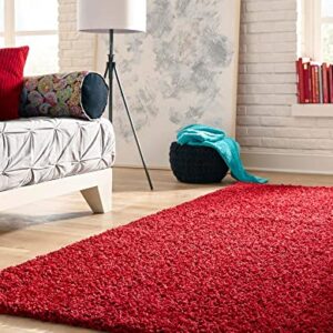 Rugs.com - Über Cozy Solid Shag Collection Rug – 2' x 3' Cherry Red Shag Rug Perfect for Entryways, Kitchens, Breakfast Nooks, Accent Pieces