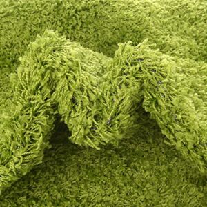 Rugs.com - Über Cozy Solid Shag Collection Rug – 5' x 8' Grass Green Shag Rug Perfect for Bedrooms, Dining Rooms, Living Rooms, 5 x 8 Feet