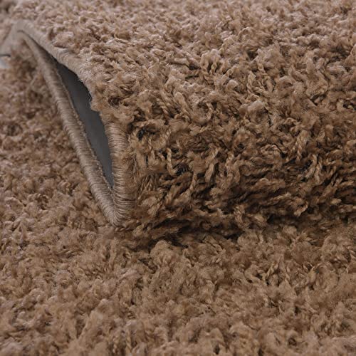 Rugs.com - Über Cozy Solid Shag Collection Rug – 5 Ft Round Sandy Brown Shag Rug Perfect for Kitchens, Dining Rooms